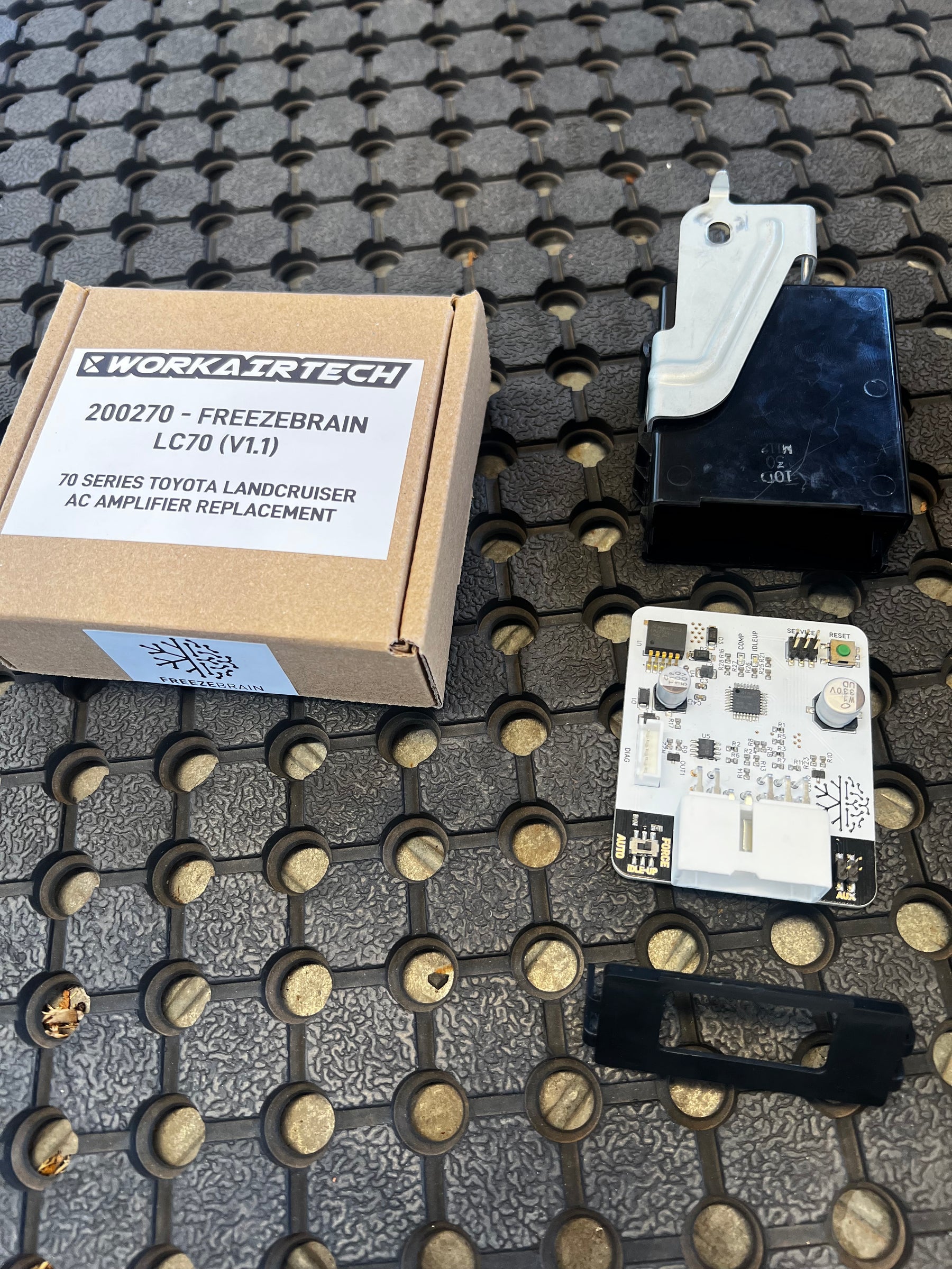 FreezeBrain LC70 AC Amplifier – FreezeBrain Shop